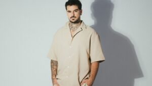 Mario Baro Unveils New Single "Amores," Fusing Bolero Warmth and Modern ...