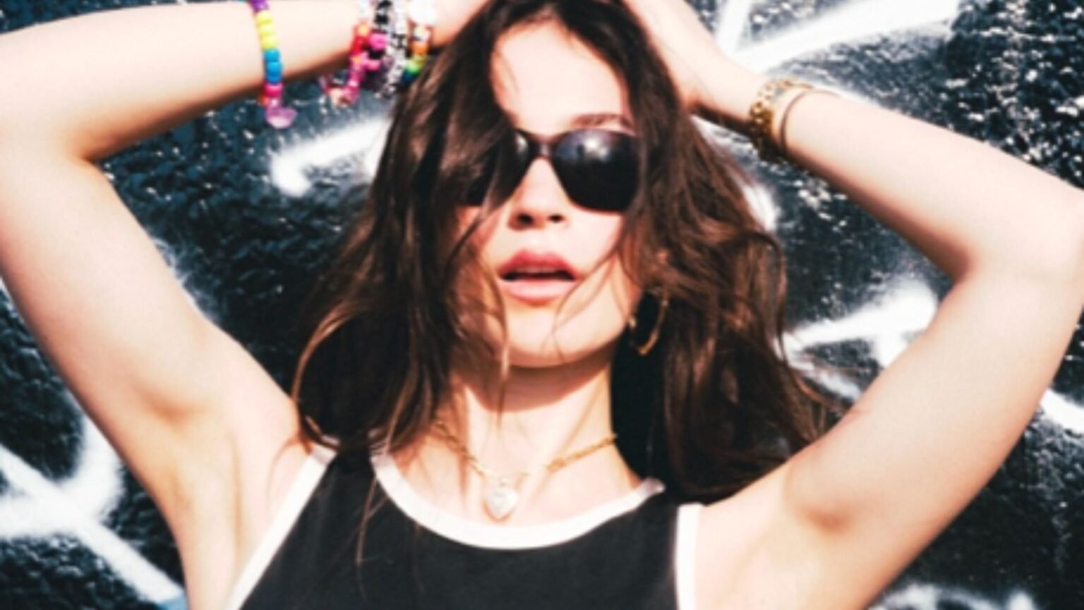 SIENNA SPIRO Releases Haunting New Single “You Stole The Show” + Vevo ...